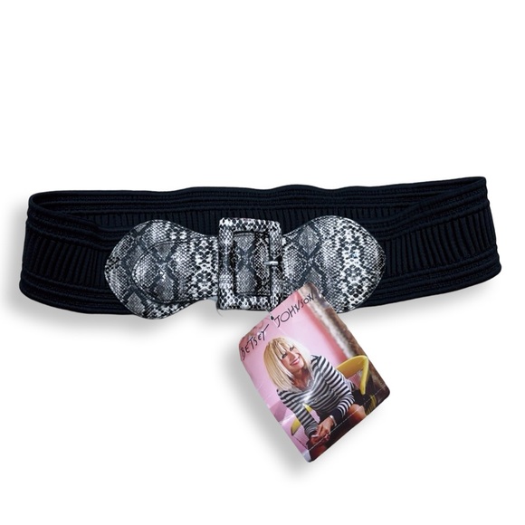 Betsey Johnson | Accessories | Betsey Johnson Snake Pattern Garterized ...